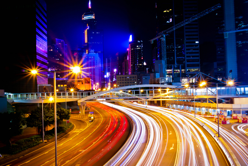 Smart Road: il decreto del MIT dà il via alla sperimentazione in Italia ...